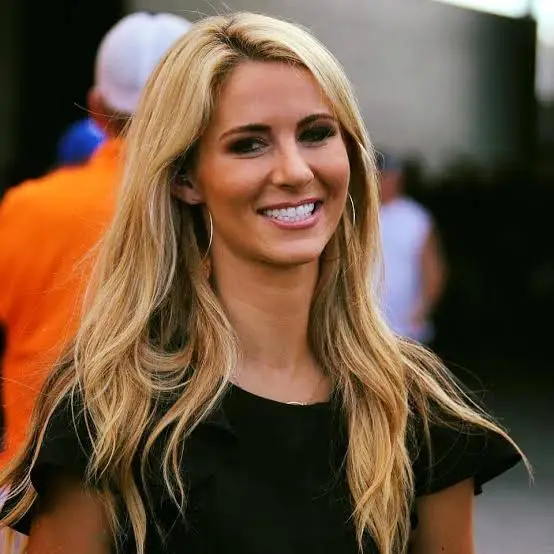 Laura Rutledge Got The Greatest Camei-T0E of All Time, Take a Look ...